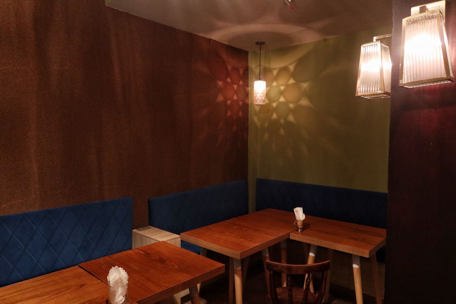 【台中酒吧推薦】Nobody Knows Bar 無人知曉|隱身在巷弄內的老宅酒吧，創意調酒搭配復古台菜料理 @混血珊莎的奇幻旅程